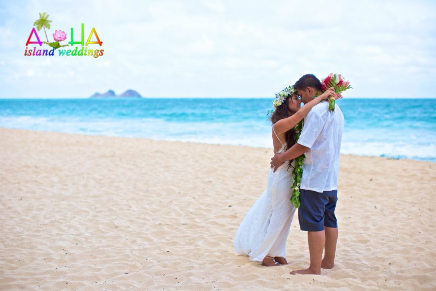 Hawaii Beach wedding of Casey Deese + Duke Luna - Wedding in Hawaii