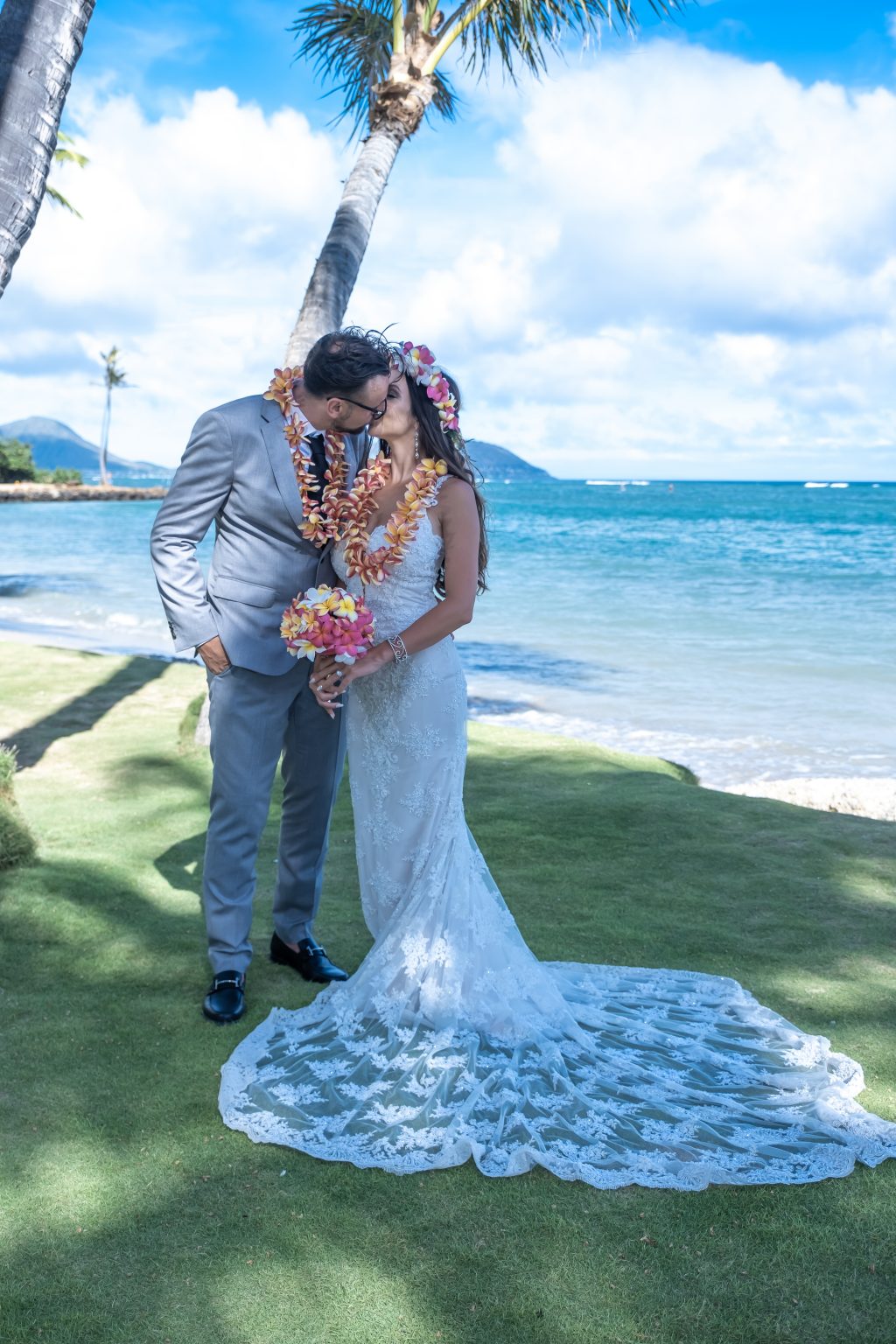Beach designs with love in mind from Aloha island Weddings